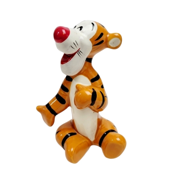 Disney | Art | Vintage Tigger Ceramicporcelain Figurine Walt Disney ...